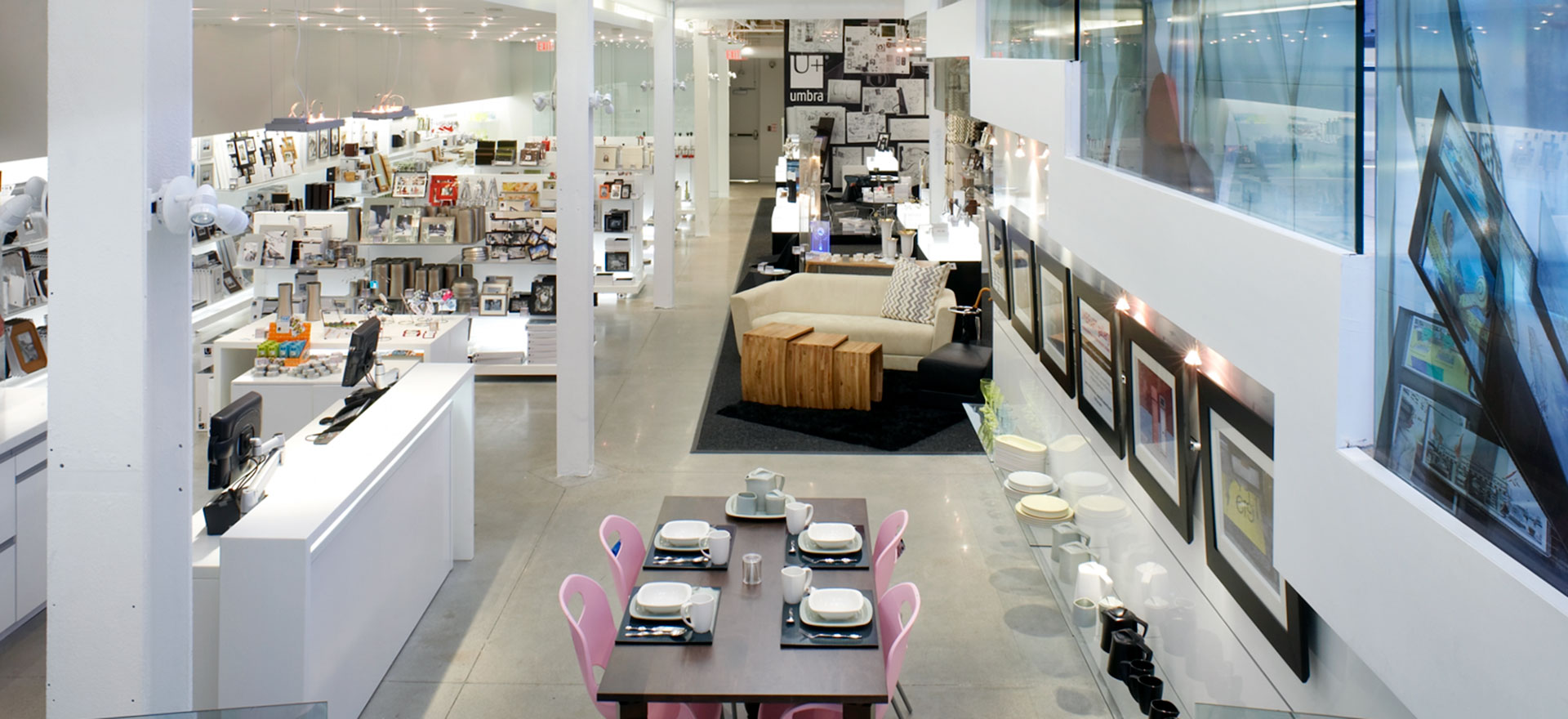 Umbra Concept Store - Urbacon