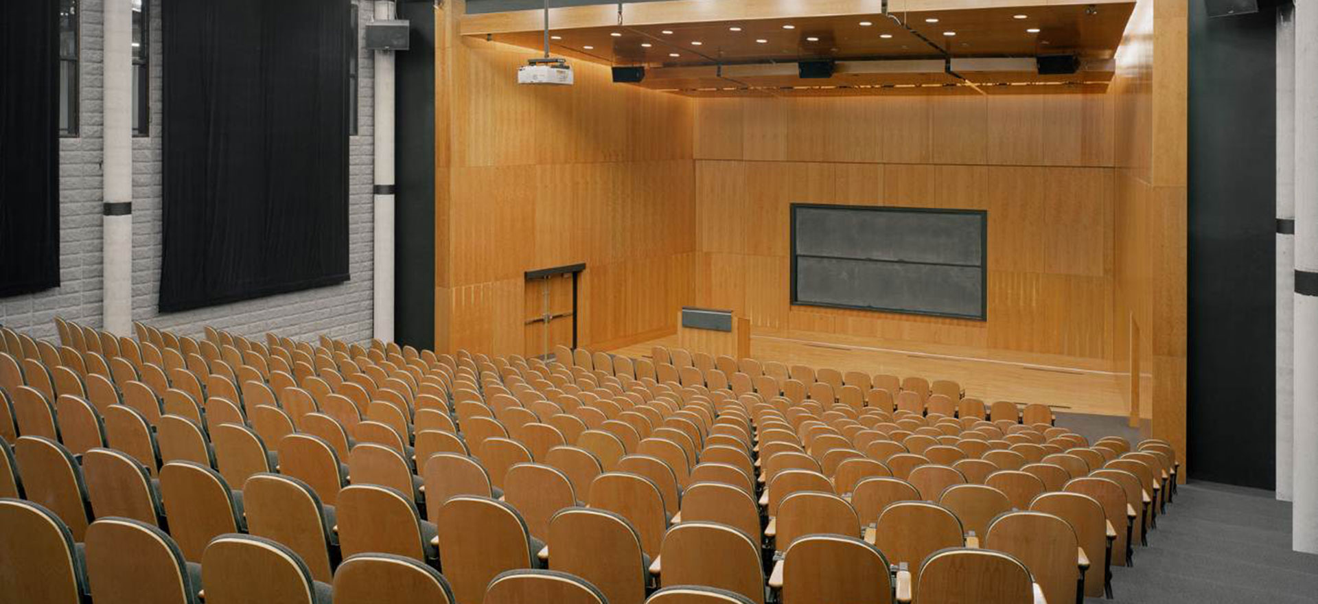 UTSC Data Centre - Urbacon